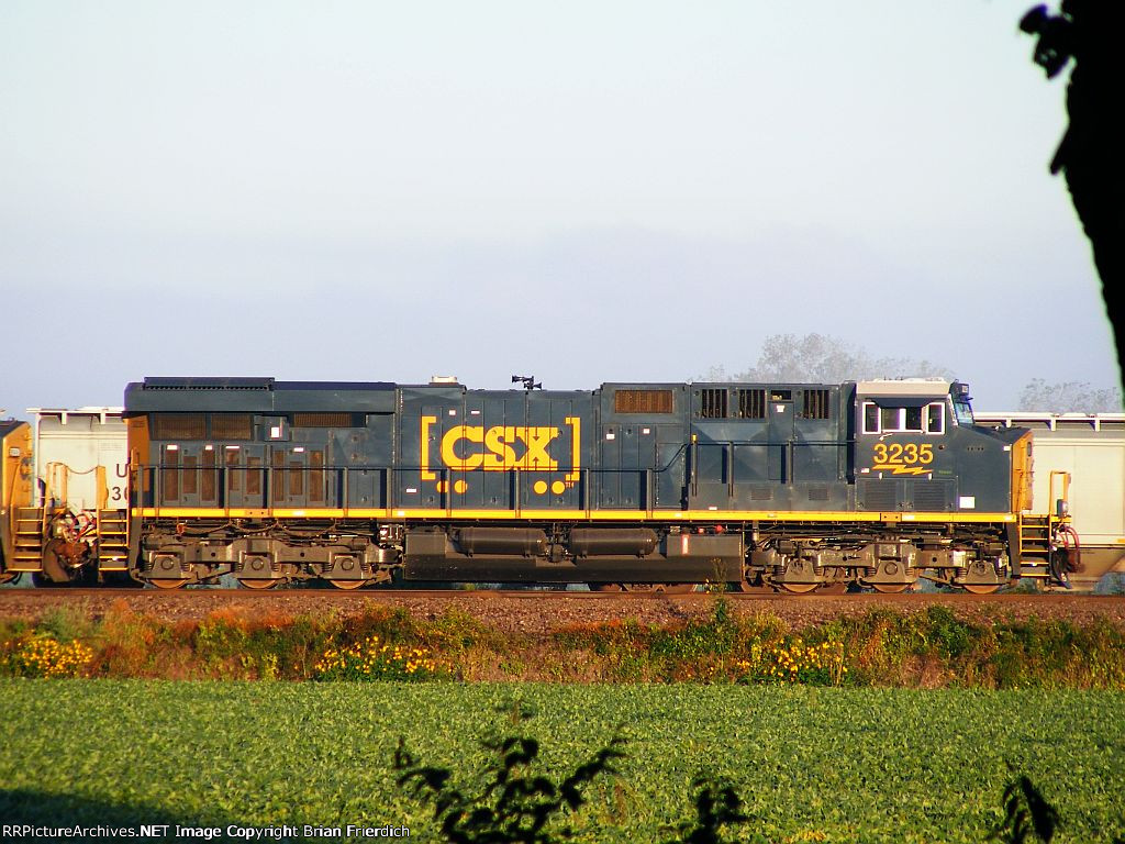 CSXT 3235